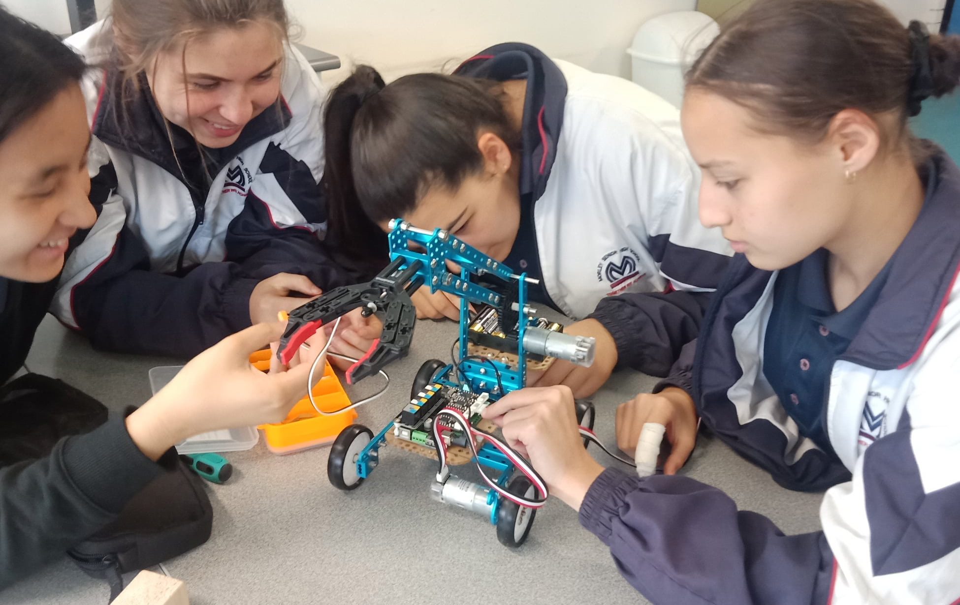 Supporting the next generation through STEM - Platform Communications